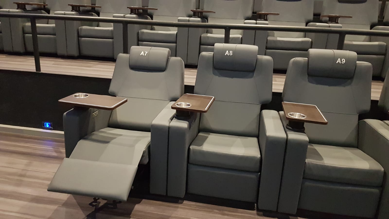 ocine_estepark_butacas_queen_josper - Cine y Tele